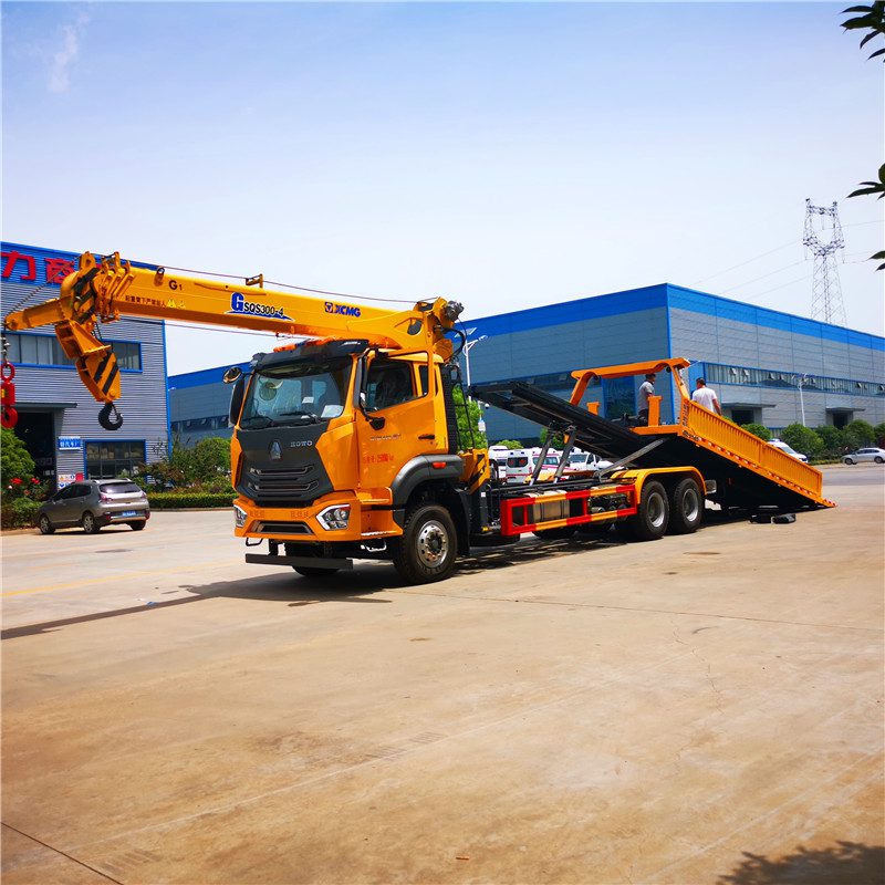 Sinotruk Howo Flatbed Tow Tuck with Crane High-quality Wrecker Truck 4× ...